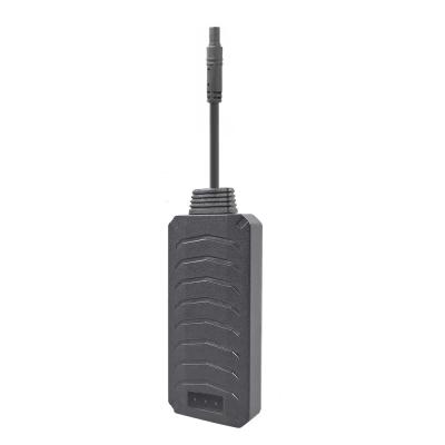 China Black 4G GPS Tracker with 32 Tracking Channels and Dual IP Protocol for Multi-System Positioning for sale