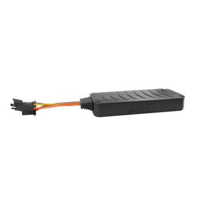 China Wired CJ790 8PIN 4G GPS Tracker with Remote Cut Off 9V-95V Vehicle Tracking System for sale