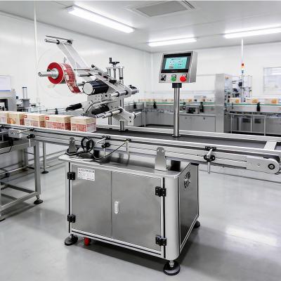 China Metal Plastic Cap Flat Bag Labeling Machine For Rectangular Square Bottles SGS Certificated for sale