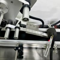 China High Speed Adjustable Flat Labeling Machine Applicator 100BPH Customized for sale