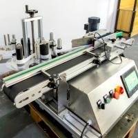 China PLC HMI Automatic Bottle Labeler Square Bottle Label Applicator For Cylindrical Containers for sale