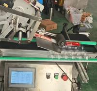 China Bentchtop Industrial Automatic Labelling Machine Applicator For Flat Surfaces Resealable Bag for sale