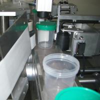 China Semi Auto Chemical Bottle Sticker Labeling Machine Wrap Around Labeler ODM for sale