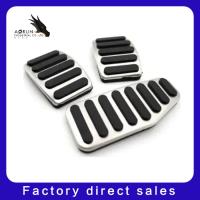 China 2022 JIMNY ACCESSORIES Car Foot Pedal for Suzuki Jimny JB74 JB64 for sale