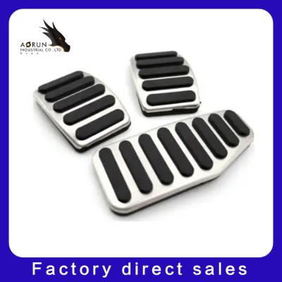 China 2022 JIMNY ACCESSORIES Car Foot Pedal for Suzuki Jimny JB74 JB64 for sale