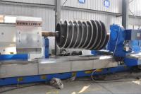 China CNC Horizontal Grinding Lathe Machine 2000mm for Turning and Grinding Shafts for sale
