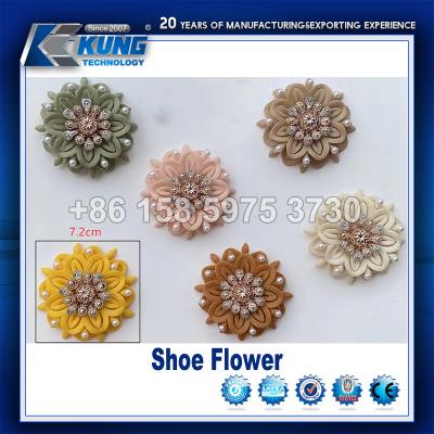 China Plastic Flower Shoe Buckles & Charms - Custom Sizes & Colors - Drop Rubber Manufacturing Process for sale