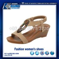 China Handmade Plastic Bead Crystal Women's Sandals - Custom Sizes 200pcs MOQ Lightweight Comfortable Footwear for sale