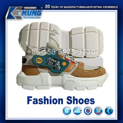 China Moistureproof Running Sneakers - Custom Sport Shoes with OEM Services | Multiple Color Options for sale
