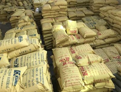 China Kingkung E-101 EVA Granules for Shoe Manufacturing - 40-60 Hardness, 1.4-1.7 Expansion Rate for sale