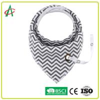 China 100% Cotton Newborn Baby Bibs 34x31CM With Pacifier Clip Adjustable for sale