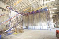China SUS 304 Vertical Powder Coating Line for Aluminum Profiles - 7000mm Length, 30kg Capacity, 670 Tons/Month Output for sale