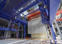 China Full-Automatic Vertical Anodizing Production Line for Aluminum Profiles - 5000 Tons Monthly Capacity with 380V Power for sale