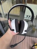 China 255g Wireless Gaming Headset 2.4G IOS Battery Monitor Bluetooth Gaming Headset for sale