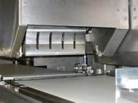 China Ultrasonic Cake Cutting Machine 20 kHz Handheld Cutter 2000 W for Industrial Food Processing for sale