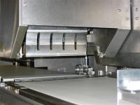 China 20kHz 800W Ultrasonic Bread Slicing Machine Customized Fast Speed Cutting for sale