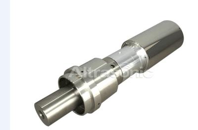 China 20kHz 1500W Rinco Ultrasonic Welding Converter Replacement C20-12 12μm Amplitude for sale