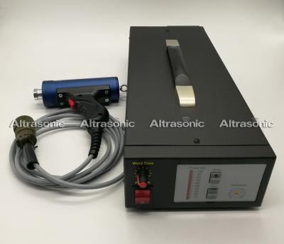 China Portable Ultrasonic Spot Welder Gun Cylinder Type 20kHz 1000W for Auto Panel Riveting for sale