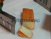 China 1000W Ultrasonic Food Cutting Machine 20kHz for Cake Candy Cheese Fish Chocolate for sale