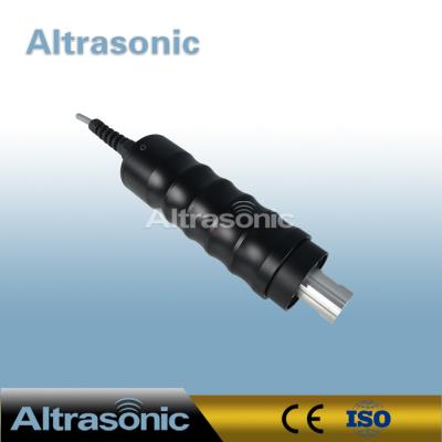 China Hand Operated Ultrasonic Riveting Welding Machine 500W 20kHz Digital Generator for sale
