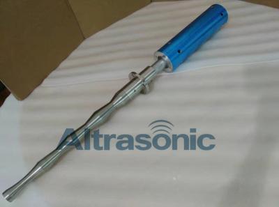 China 20kHz Ultrasonic Long Stepped Sonotrode for Fruit Vegetable Juice Sonicating 2000W for sale