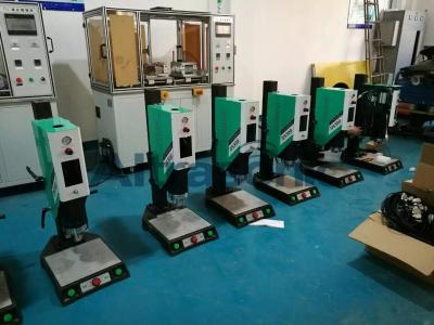 China 20kHz 1500W LCD Screen Ultrasonic Plastic Welding Machine for Velcro Packing Belt for sale