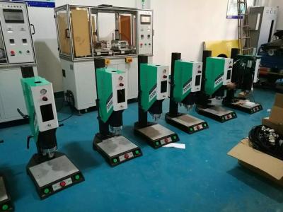 China Integrated Ultrasonic Plastic Welding Machine 20kHz 1500W for Toy Gun Disguise Box for sale