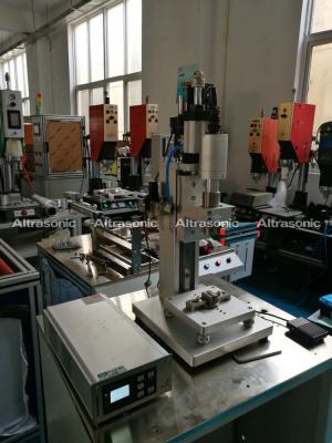 China Customized Titanium Horn 2000W 20kHz Ultrasonic Plastic Welder for Plastic Cases for sale