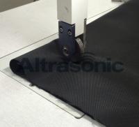 China Roller Sewing Ultrasonic Cutting Machine for Natural Feather Processing for sale