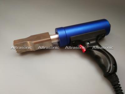 China Multihead Ultrasonic Puncture Welding Machine for Sliding Rail Car Spoiler 28kHz 700W for sale