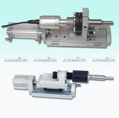 China Handheld Ultrasonic Spot Welding Machine 20kHz 1000W for Auto Riveting for sale