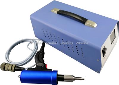 China Desktop Portable Spot Welding Machine 20kHz 1000W for High Mounted Stop Lamp for sale