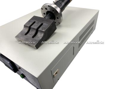 China 20kHz Ultrasonic Welding Generator Transducer Horn 1000W for Mask Machine for sale