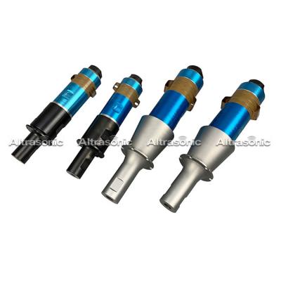 China Miniature 15K Ultrasonic Welding Transducer 2600W With Booster For Welding Machine for sale