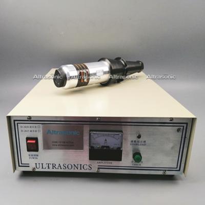 China 15kHz 2600W Ultrasonic Welding Generator with Transducer and Steel Sonotrode for sale