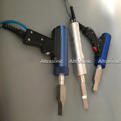 China Ultrasonic Spot Welding Machine Two ABS Injection Parts Without Any Medium for sale