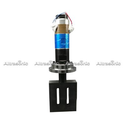 China 2000W 20kHz Ultrasonic Welding Transducer for Mask Making Machine 50mm Ceramic for sale