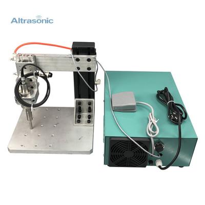 China Handheld Ultrasonic Spot Welding Machine 20kHz for Mask Earloop Easy Operation for sale