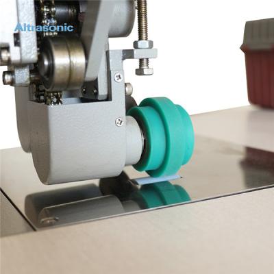 China 35kHz 800W Ultrasonic Sewing Machine for Nonwoven Fabric Welding Cutting Sealing for sale
