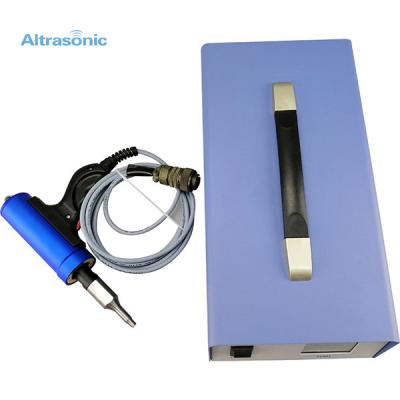 China 35kHz 1000W Ultrasonic Portable Spot Welding Machine for Plastic Welding for sale