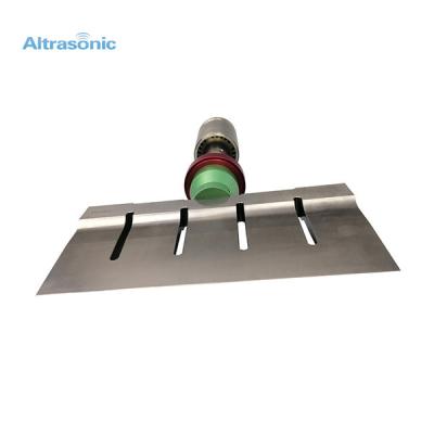 China 1000W 20kHz Ultrasonic Cake Cutter with Digital Generator 305mm Titanium Blade for sale