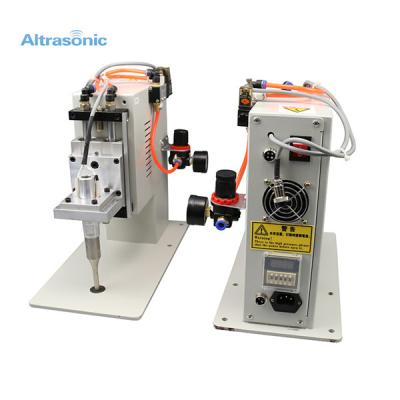 China 28K Ultrasonic Spot Welding Machine 35pcs/min Titanium Alloy Horn for sale