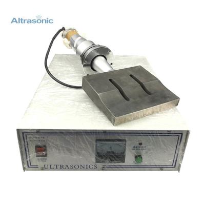 China 15kHz 2600W Ultrasonic Welding System for Mask Machine Horn Size 200x25mm for sale