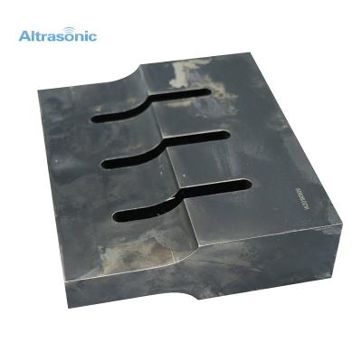 China Customizable Steel Ultrasonic Welding Horn Sonotrode 20kHz 110x20mm for sale