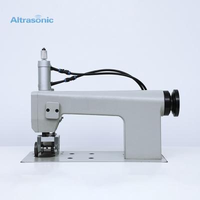 China 20kHz Ultrasonic Sewing Machine for Non Woven Fabric 260W Welding for sale