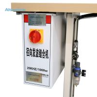 China Ultrasonic Sewing Machine 20kHz 2000W Non-Woven Fabric Welding with Custom Roller for sale