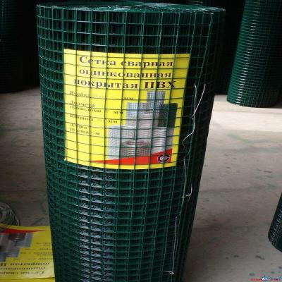 China PVC Coated welded wire mesh Garden Craft PVC Coated Welded Wire Mesh Wire Fencing Green Color Iron netting 1/4