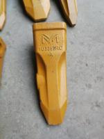 China Forged Excavator Bucket Parts Teeth and Adaptor For EX100-2 Max Jaw Opening 500 for sale