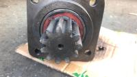 China Silver Excavators Spares Swing Motor Assembly For Komatsu PC20-7 for sale