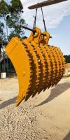 China Wear Resistant Excavator Attachments Tilt Mn Q355 Q345b Excavator Root Rake for sale